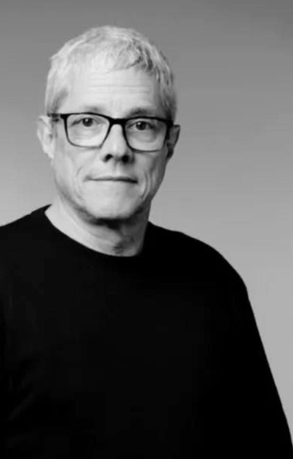 CON EL ARQ. DANIEL BECKER Y SUS PROYECTOS MONUMENTALES - Hijos de Punta